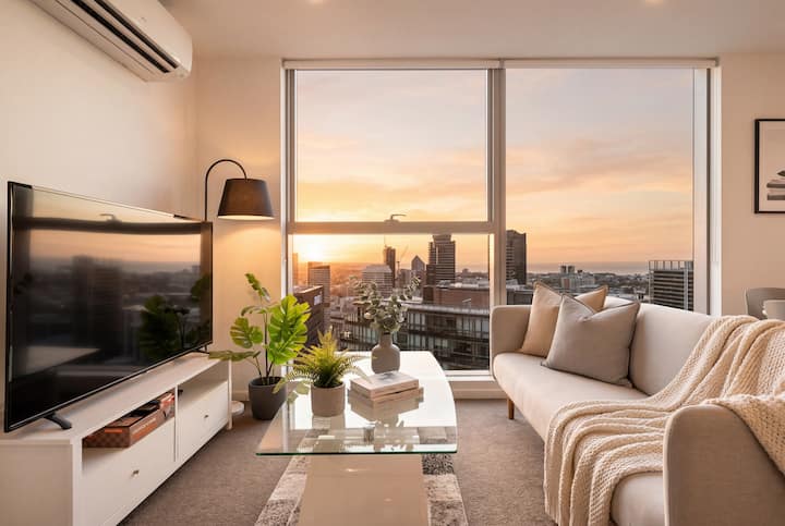 180° Harbour Sky View 2b Gem | Pool & Gym, Parking - Melbourne