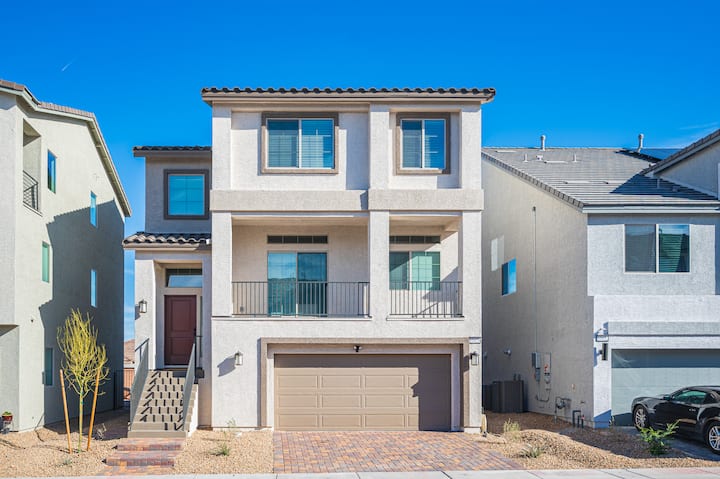 Welcome To Your Modern Las Vegas Retreat! - Las Vegas, NV