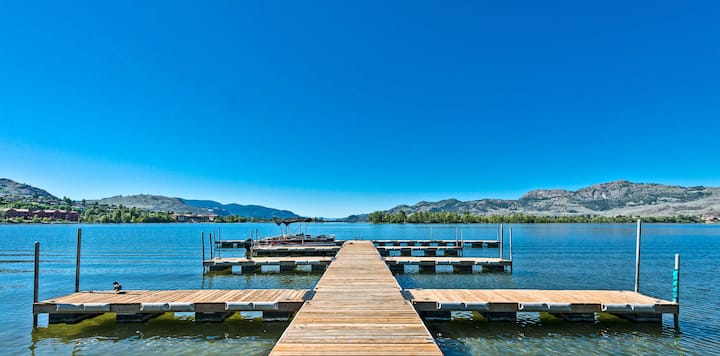 Luxury Condo 2bed, 1bath; Poolhot Tubbeachgolf - Osoyoos