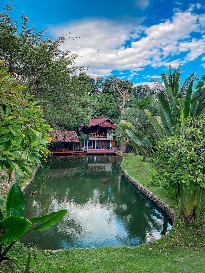 Private Lake Villa - Thailand