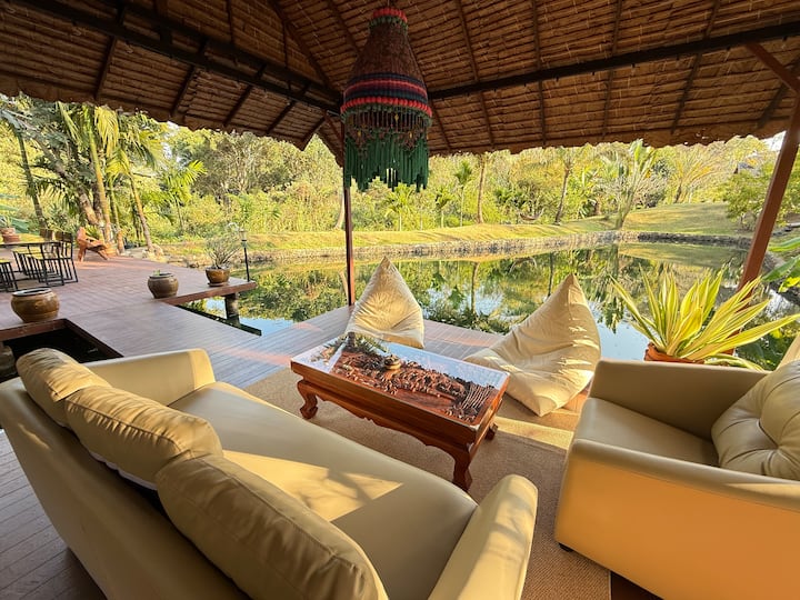 Private Lake Villa - Thailand