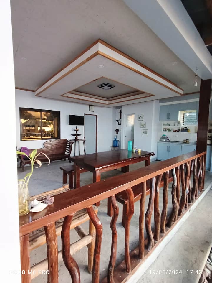 Relaxing And Peaceful Beachfront House. - Lanuza