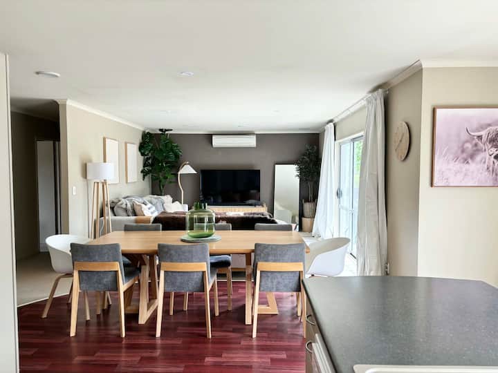 Alexandra Adventure Hub – Steps To River & Trails! - Clyde