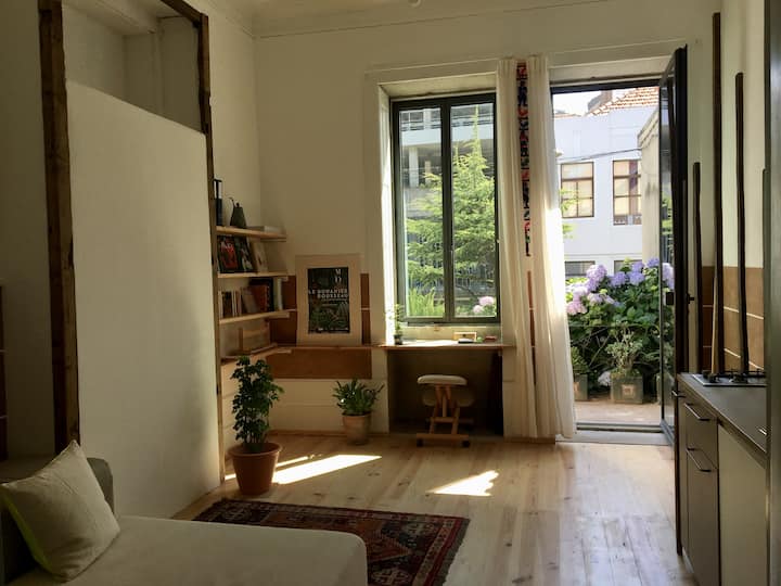 Charming & Central Matosinhos Apt With Garden - Matosinhos