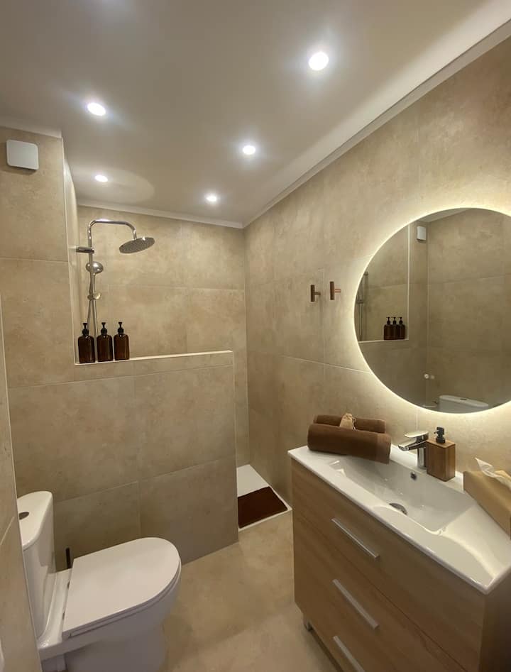 Le Maréa - 3 Min Du Port & Plage – Parking - Wi-fi - Sanary-sur-Mer