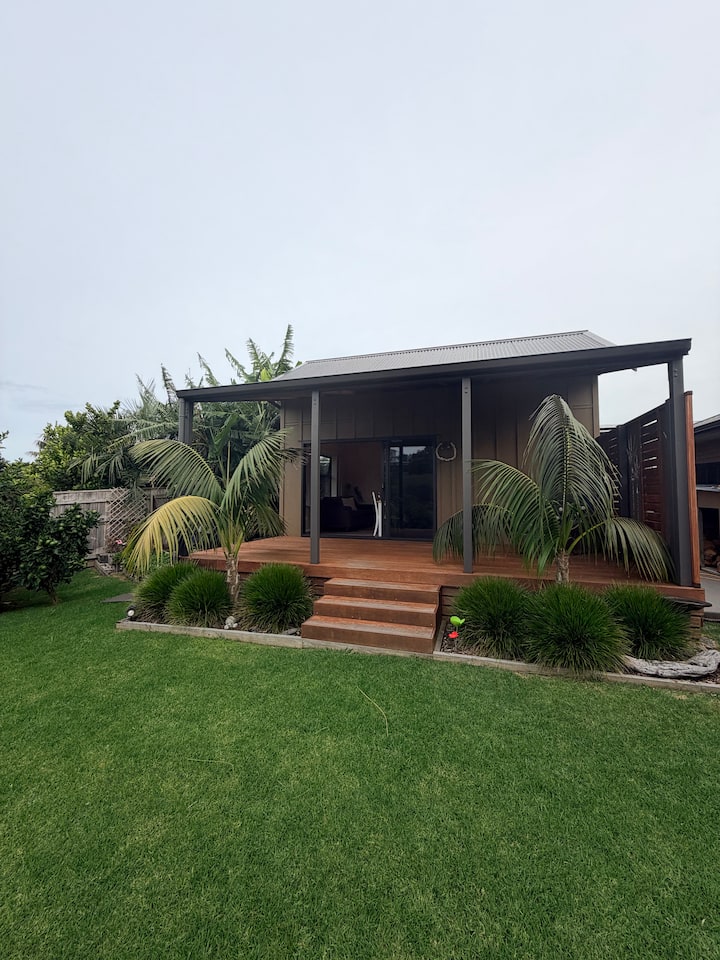 Palm Tree Studio - Waihi