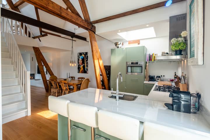 Unique Amsterdam Loft | Exposed Beams & Fireplace - Amsterdam