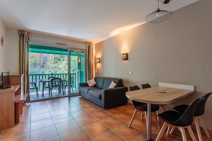 Agréable T2 Avec Terrasse Piscine - Plage - San Juan de Luz