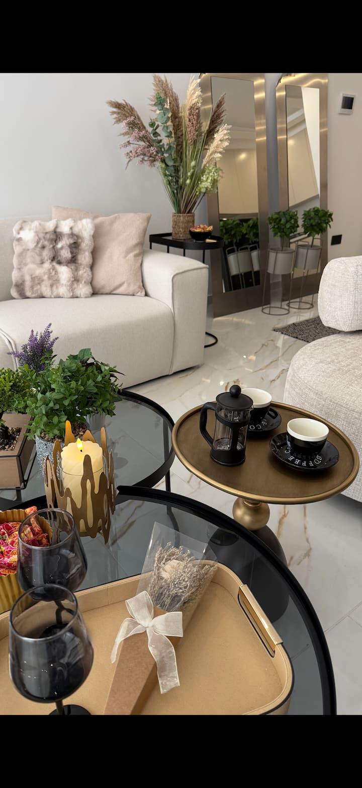 Bluebelle Breeze - Limassol