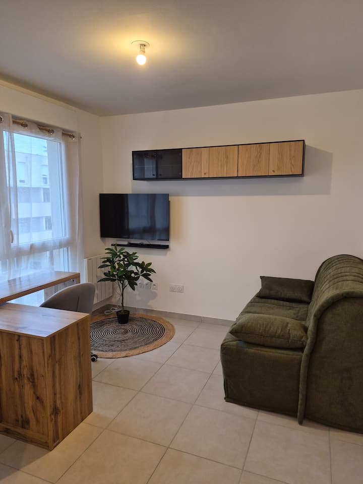Studio Cosy Neuf Avec Parking Privé - Valence - Valence