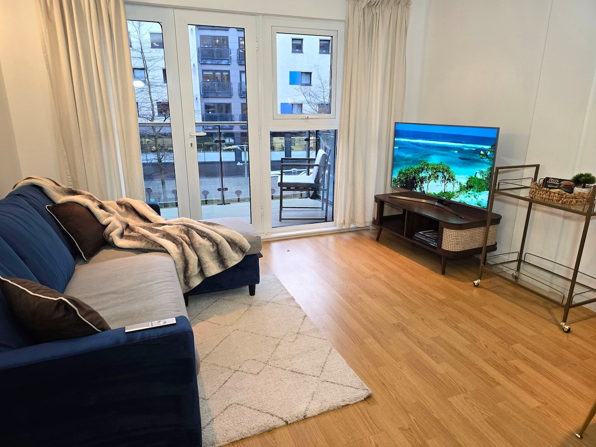 Professional City Centre | Uni, Hospital Walkable - Flats for Rent in ...