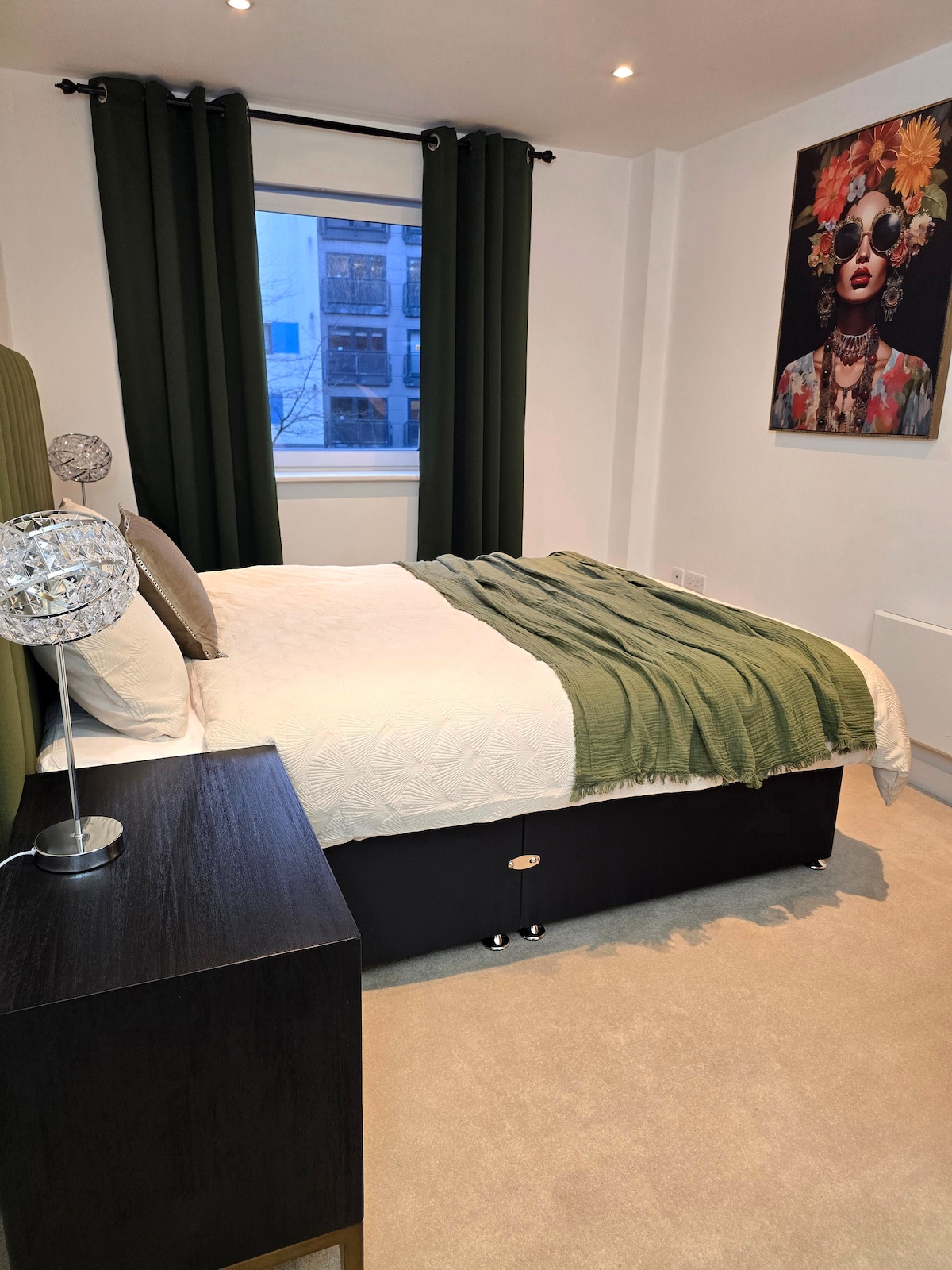 Professional City Centre | Uni, Hospital Walkable - Flats for Rent in ...