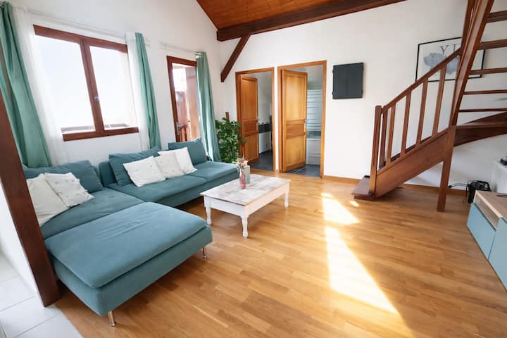 Grand Appartement 100 M² – Dernier éTage – Balcon - Doussard