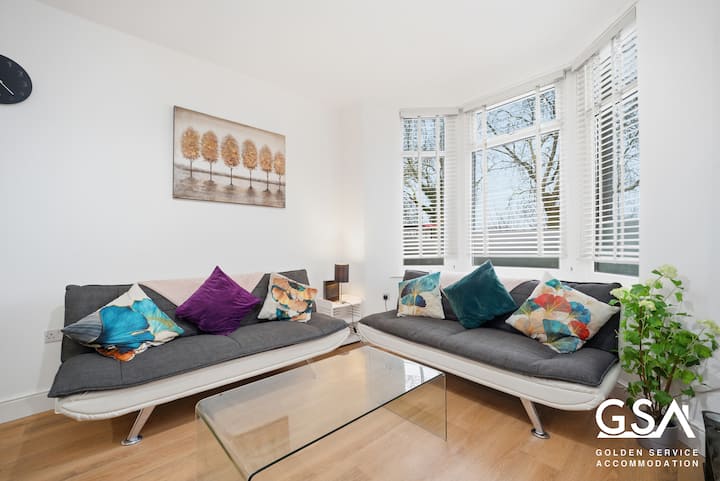 10%off|lastmin|family|leisure|parking|sleeps6|wifi - Ilford