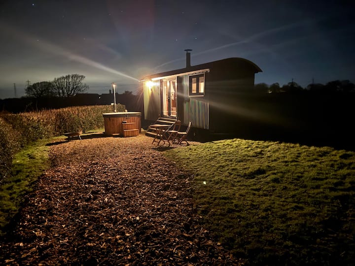 The Hut On The Hill - Kent