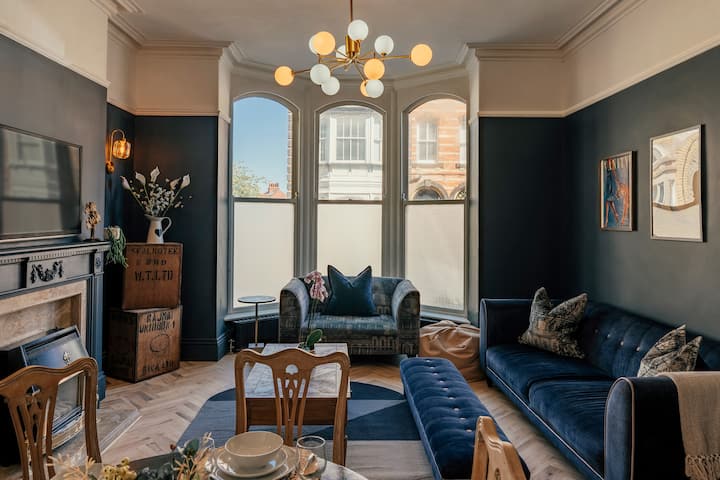 Spacious 3br Apt Gem | Walk To Centre, 2 X Parking - Harrogate