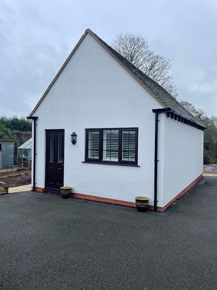 The Lodge - Sutton Coldfield