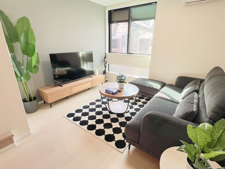 和の家· 西雅院｜市区独栋新房，步行五分钟到地铁站， 可以直达心斋桥商业区和环球影城 - Osaka