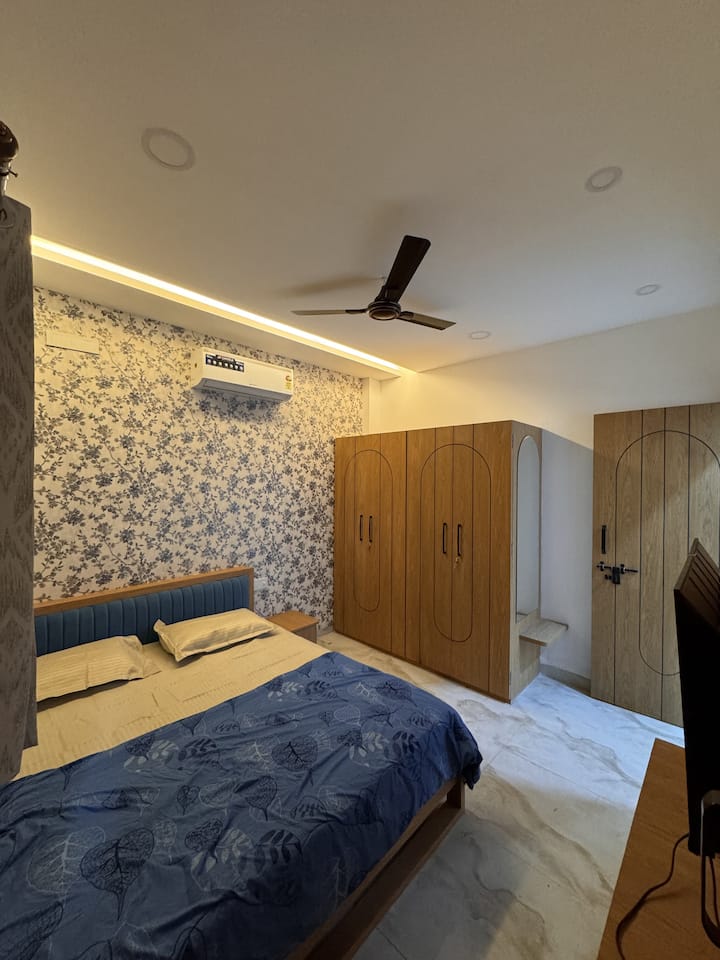 The Warm Room&kitchen - Indore