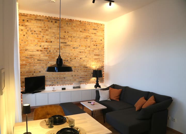 Denkmalgeschütze Wohnung In Grüner Enklave. - Berlin