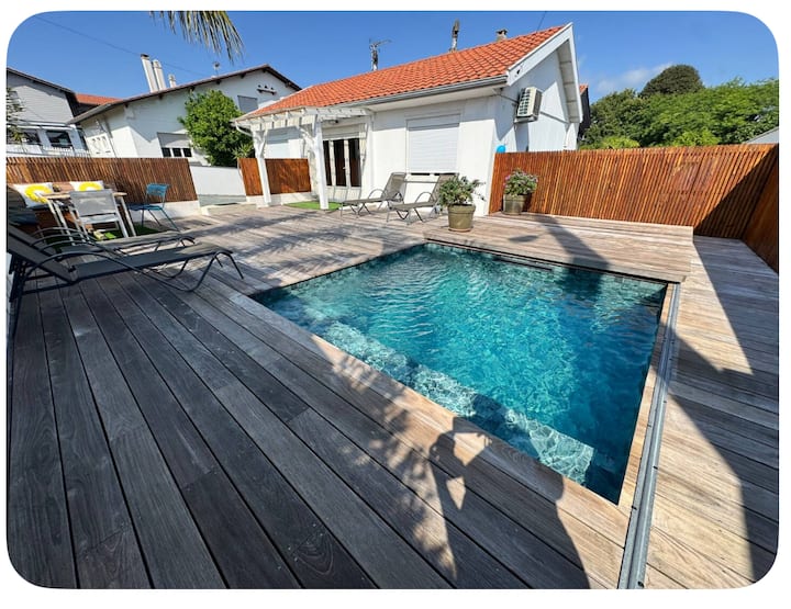 Maison Climatisée Avec Sa Piscine - Bidart