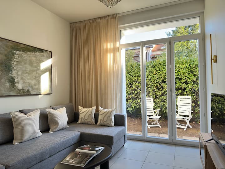 Elégant Appartment 1 Chambre | Métro D Lyon Mermoz - ibis Lyon Est Bron