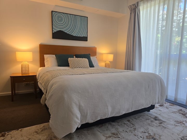 Cozy Water Side Apartment - With Jetty - Mandurah