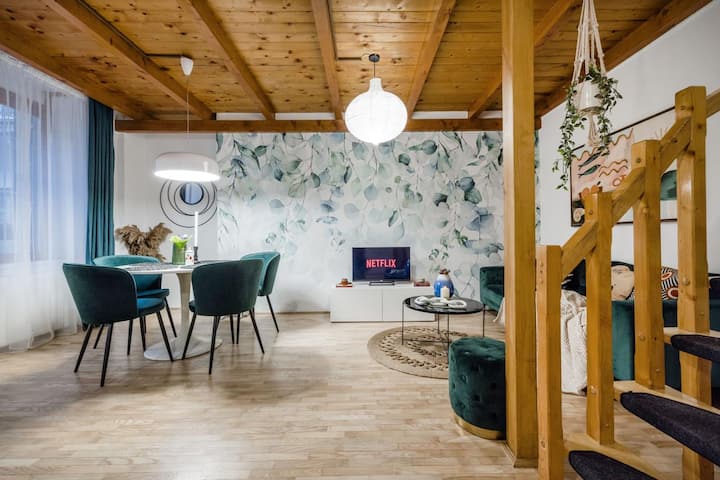 Central 3br Duplex With Terrace - Budapest
