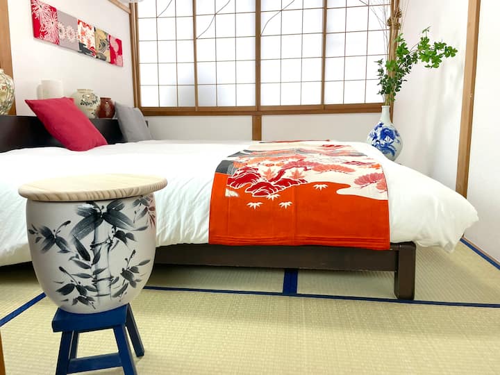 寝室３部屋でプライベート空間を確保、在宅ワークもできる。工芸にふれる街・金沢、歩きながら城下町を探検 - Kanazawa