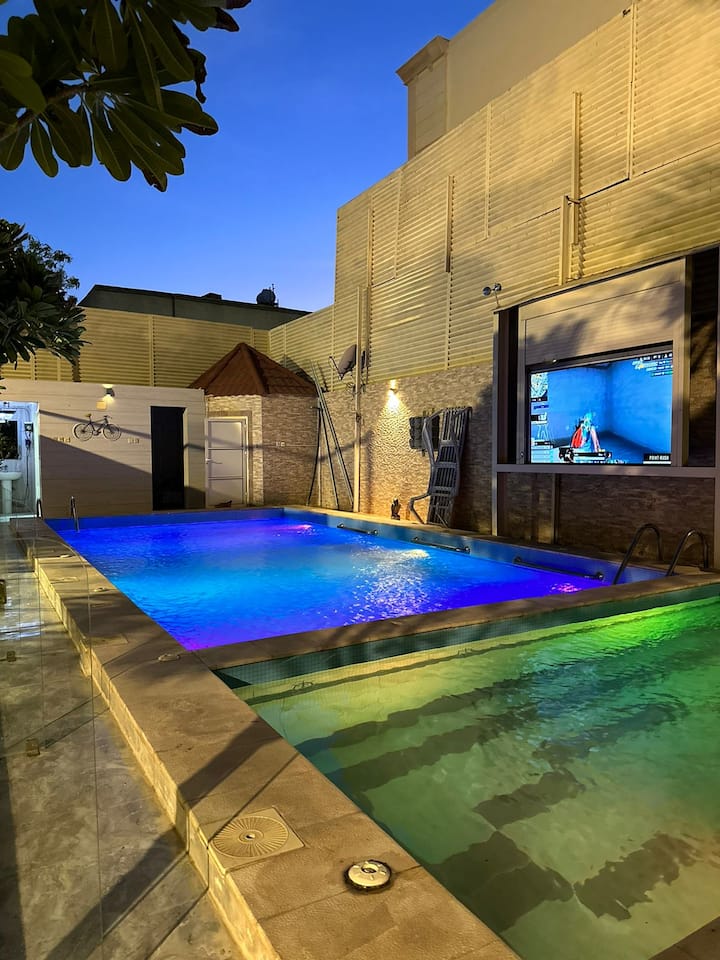 فيلا فاخرة جدا للإيجار اليومي خصوصية وراحة تامه - Medina (Saudi Arabia)