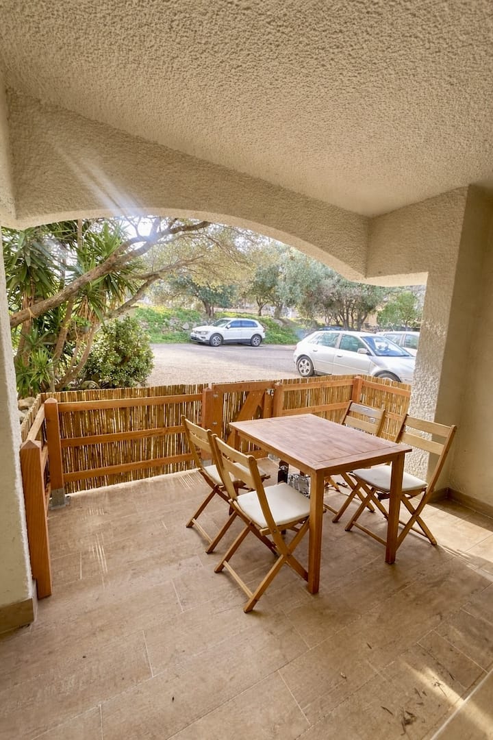 Bel Appartement Rez De Jardin - Plage de l'Ile Rousse