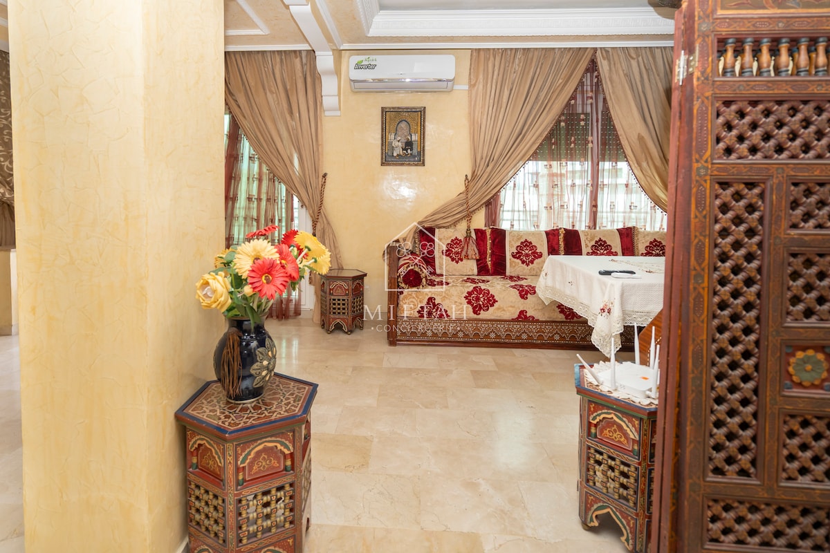 Appartement traditionnel, grande terrasse vue mer - Appartements à ...