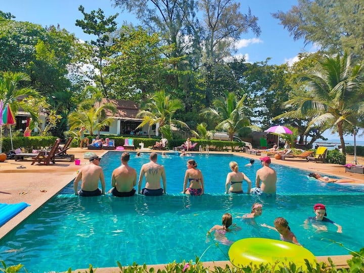 Lanta Nana Beach Resort - 꼬 란따