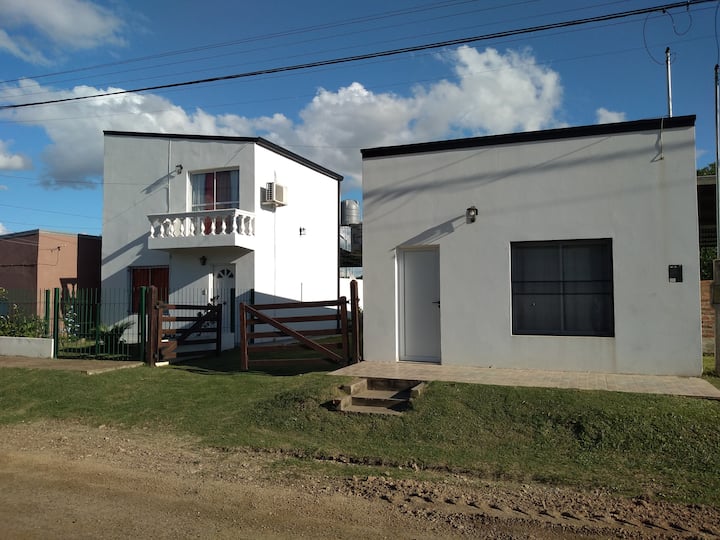 Bungalows "La Tranquera"
Hasta 4 Personas - San José, Argentina