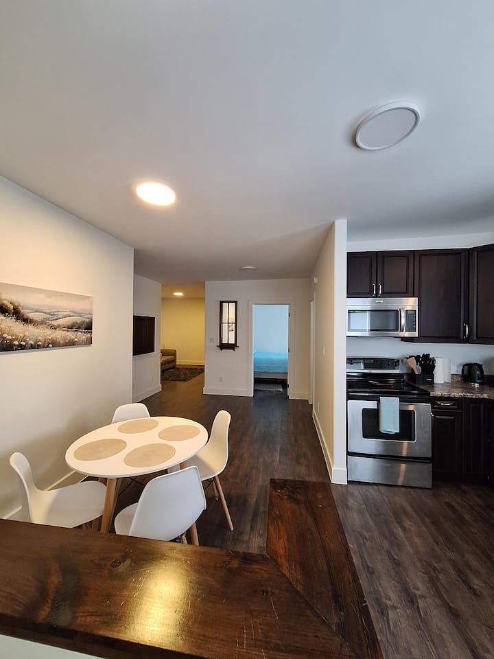 One Bedroom Just Steps Away From Bluewater Park! - Wiarton