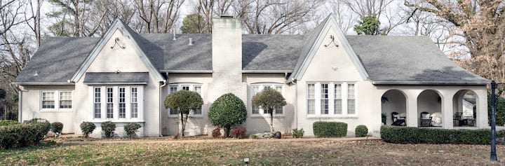 The Magnolia Terrace, A Luxury Memphis Mansion - Southaven, MS