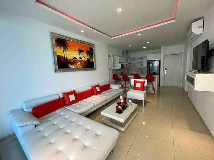 Lujoso Departamento En Tonsupa - Esmeraldas