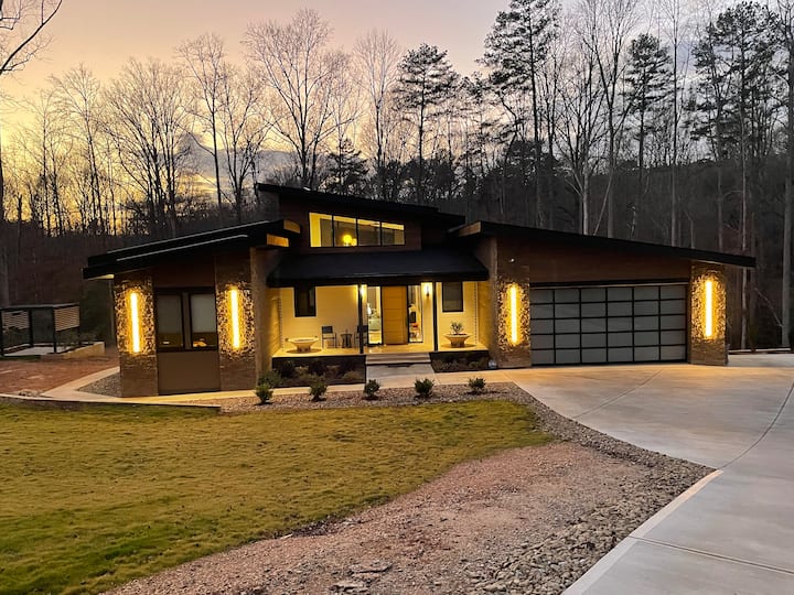 Teakwood Oasis - Easley