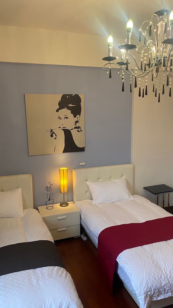 微笑的狗古典房 - 루이수이 향