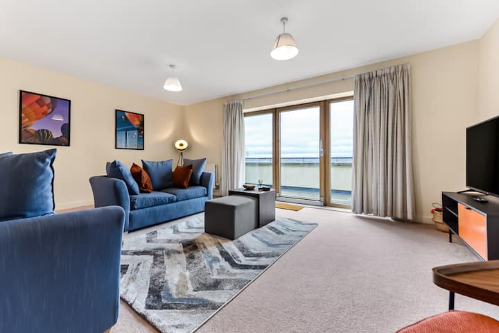 Large 3-bed Duplex • Perfect For Contractors - Milton Keynes