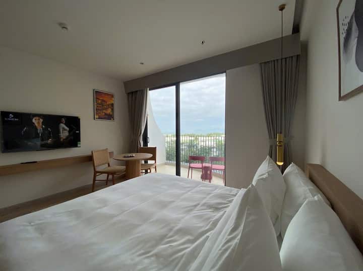 Studio In A 5* Resort (1) - Da Nang