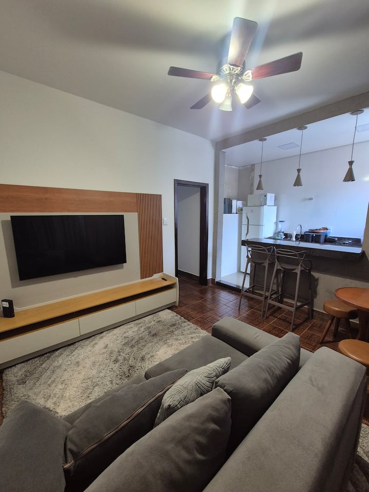 Apto Completo Com 60m² De 2 Quartos  Area Central - Belo Horizonte