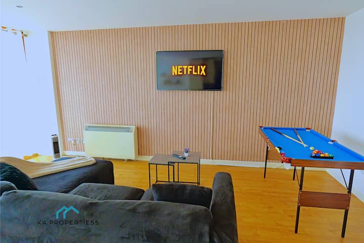 2bdr / Wifi/ Parking/ 30% Off - Ipswich