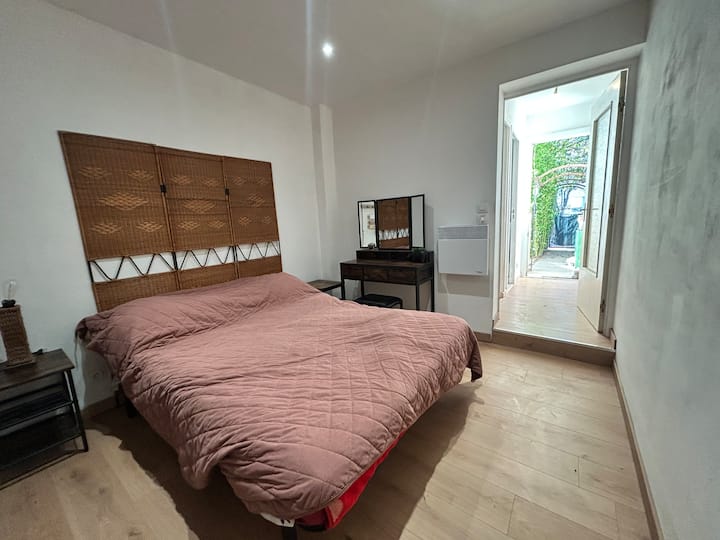 Charmant Studio Avec Chambre Séparée Près D’aix - Le Tholonet