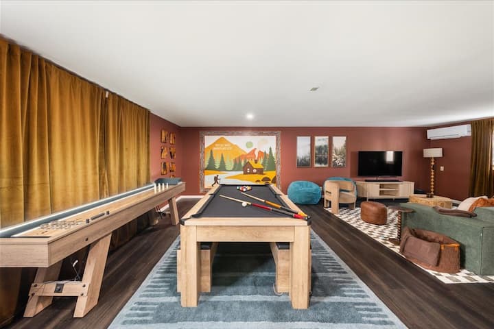 Luxury N Conway Escape | Hot Tub•game Rm•kids Loft - North Conway, NH