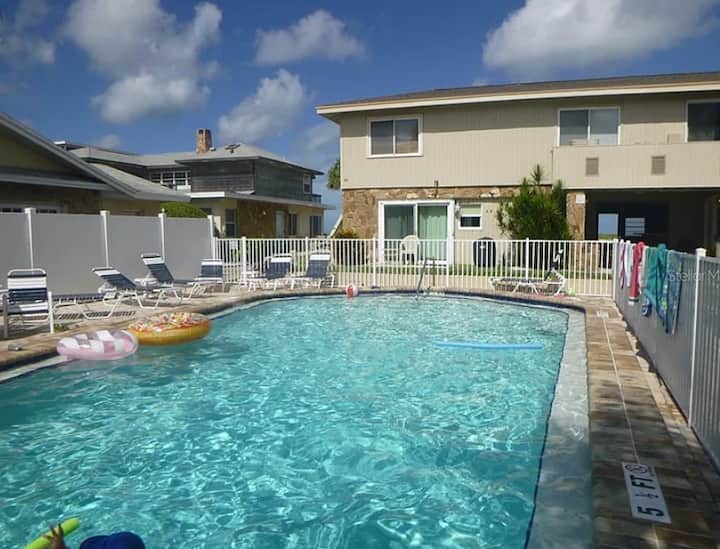 Live The Coastal Dream At Belleair Beach! - Belleair Beach, FL