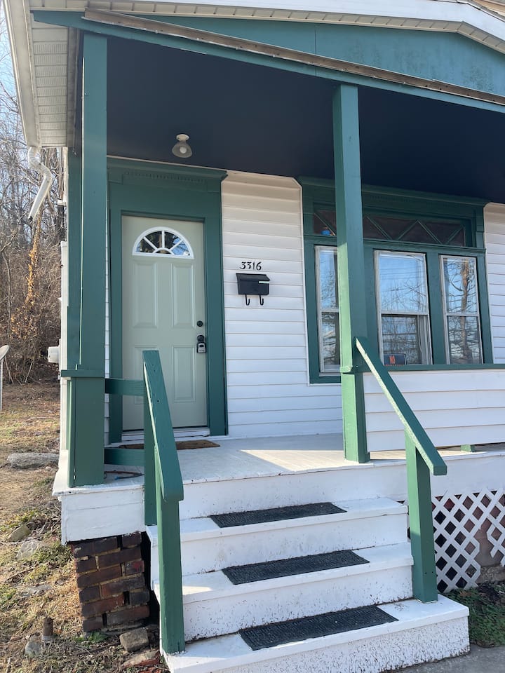 The Hideout By Mansion - Altoona, PA