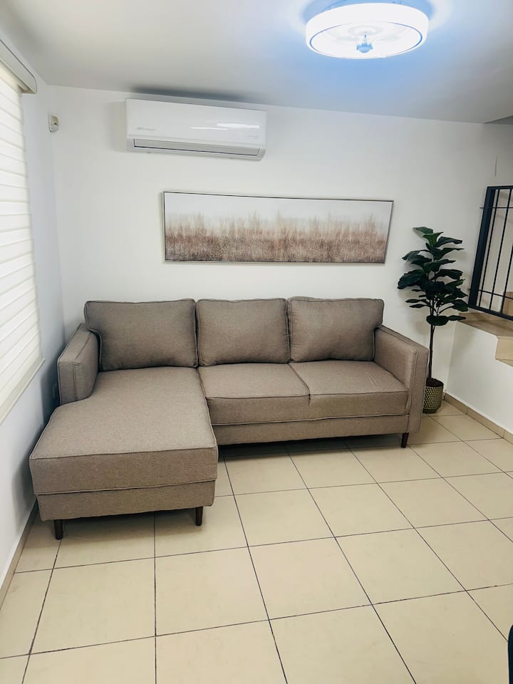 Confortable Casa Cerca Del Aeropuerto. - Jalisco