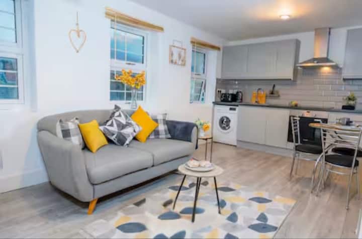 Market Street Apartment-watford-london-central - Watford