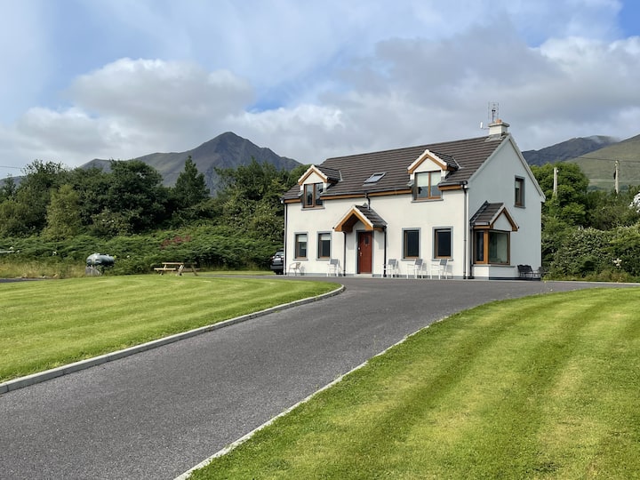 "Binn A Tuair" Cloghane, Co. Kerry - Dingle Peninsula